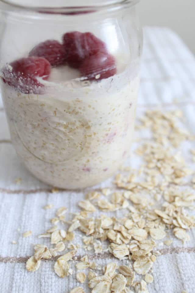 Clean Overnight Oats {Recipe} - Stilettos & Diapers